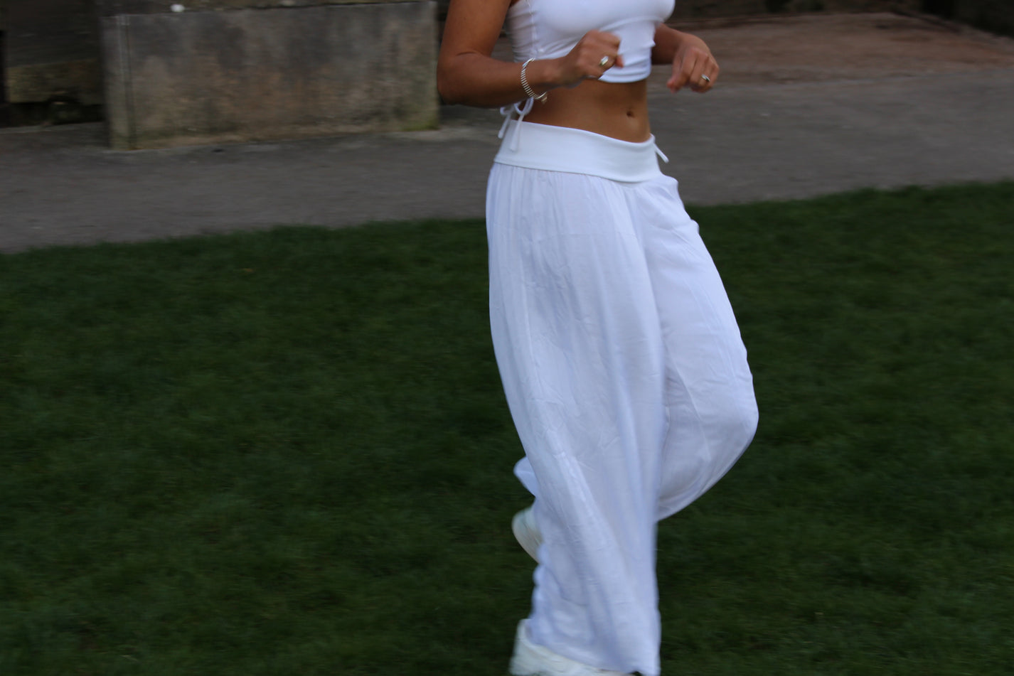 White Silk Trousers – Tabitha