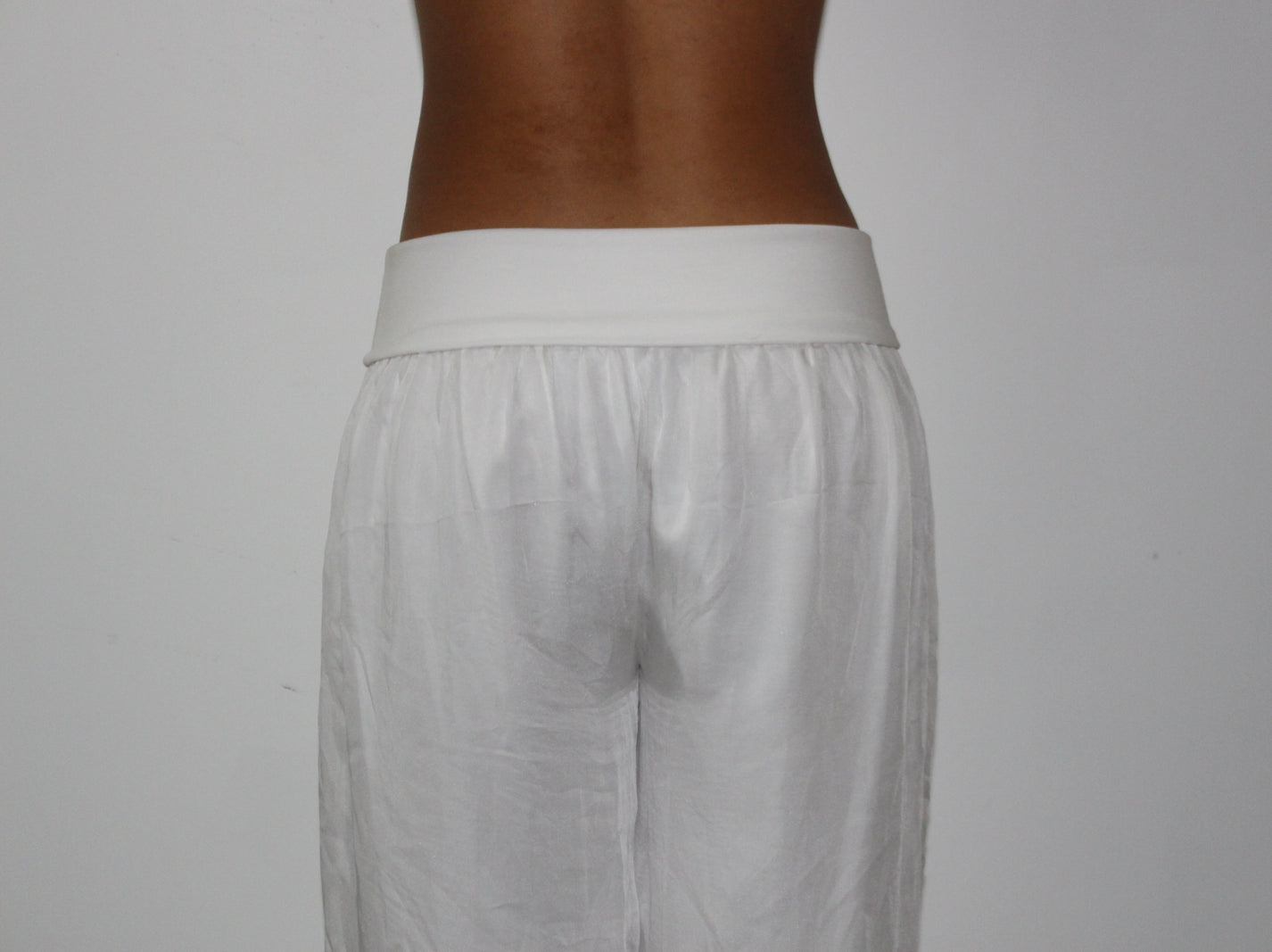 White Silk Trousers – Tabitha